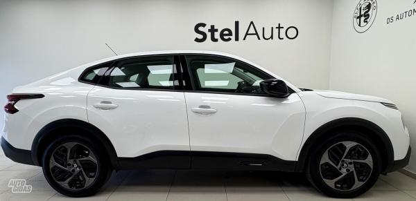Balts Citroen C4 X 2023 Viļņa, ar dzinēja tilpumu 1.20 L un nobraukumu 12 tūkst. km par 17990 €, foto 6 vietnē AUTOMOTO.COM.LV