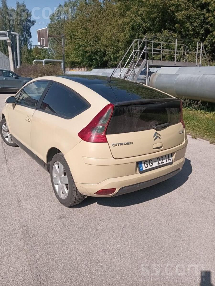 Dzeltens Citroen C4 2006 Rīga, ar dzinēja tilpumu 1.60 L un nobraukumu 234 tūkst. km par 1400 €, foto 2 vietnē AUTOMOTO.COM.LV