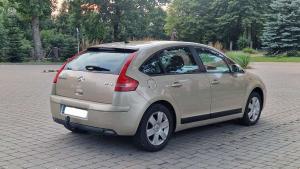 Желтый Ситроен С4 2005 в Вильнюс, объемом двигателя 1.59 л и пробегом 260 тыс. км за 1050 €, фото 4 на AUTOMOTO.COM.LV