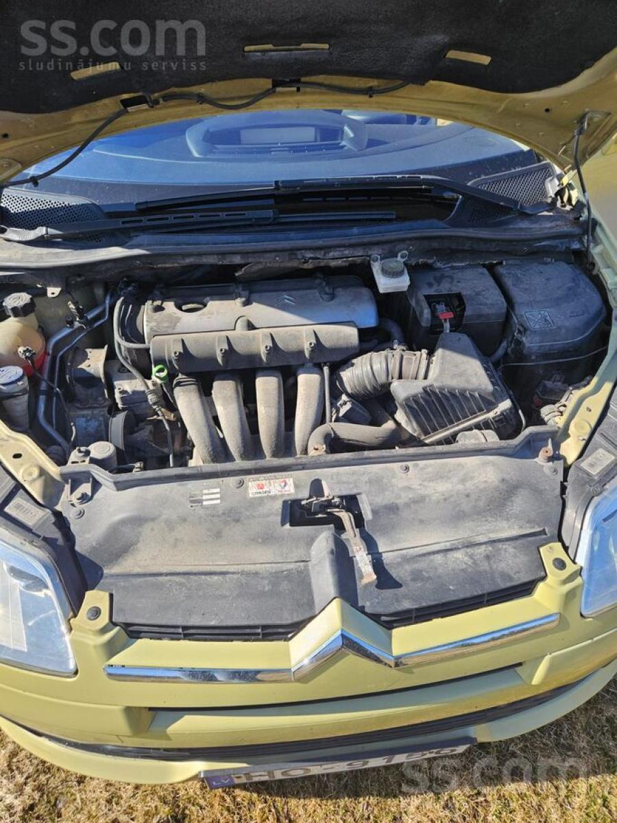 Dzeltens Citroen C4 2005 Rīga, ar dzinēja tilpumu 2.00 L un nobraukumu 191 tūkst. km par 2005 €, foto 8 vietnē AUTOMOTO.COM.LV