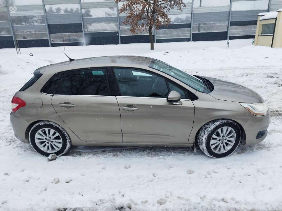 Dzeltens Citroen C4 2012 Viļņa, ar dzinēja tilpumu 1.60 L un nobraukumu 148 tūkst. km par 4400 €, foto 5 vietnē AUTOMOTO.COM.LV