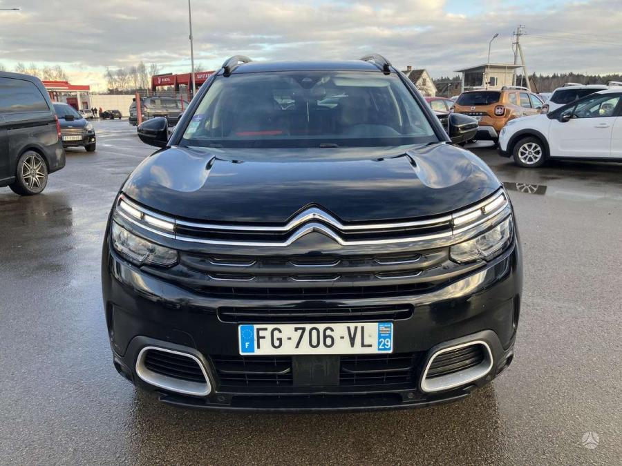 Melns Citroen C5 Aircross 2019 Tauragė, ar dzinēja tilpumu 1.20 L un nobraukumu 185 tūkst. km par 9700 €, foto 2 vietnē AUTOMOTO.COM.LV