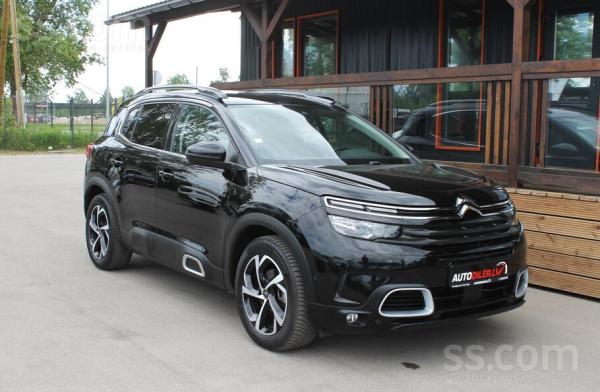 Черный Ситроен C5 Aircross 2019 в Рига, объемом двигателя 1.20 л и пробегом 0 тыс. км за 11900 €, фото 3 на AUTOMOTO.COM.LV