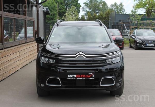 Black Citroen C5 Aircross 2019 in Riga, with an engine capacity of 1.20 L and mileage of 0 thousand km for 11900 €, photo 5 on AUTOMOTO.COM.LV