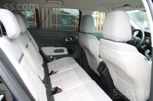 Melns Citroen C5 Aircross 2019 Rīga, ar dzinēja tilpumu 1.20 L un nobraukumu 0 tūkst. km par 11900 €, foto 15 vietnē AUTOMOTO.COM.LV