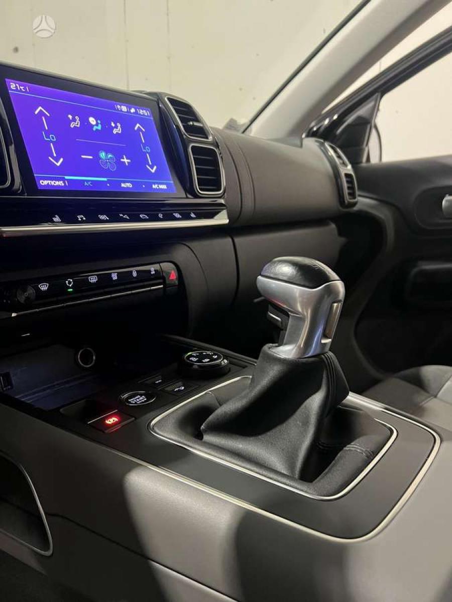 Черный Ситроен C5 Aircross 2019 в Клайпеда, объемом двигателя 1.50 л и пробегом 156 тыс. км за 11999 €, фото 13 на AUTOMOTO.COM.LV