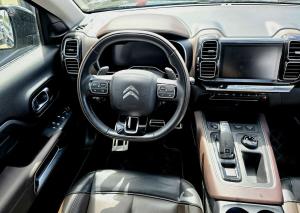 Черный Ситроен C5 Aircross 2019 в Таураге, объемом двигателя 2.00 л и пробегом 248 тыс. км за 10400 €, фото 15 на AUTOMOTO.COM.LV
