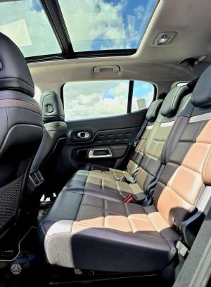 Черный Ситроен C5 Aircross 2019 в Таураге, объемом двигателя 2.00 л и пробегом 248 тыс. км за 10400 €, фото 24 на AUTOMOTO.COM.LV