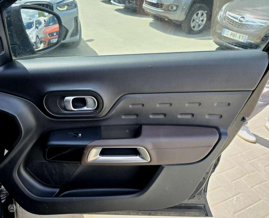 Черный Ситроен C5 Aircross 2019 в Таураге, объемом двигателя 2.00 л и пробегом 248 тыс. км за 10400 €, фото 30 на AUTOMOTO.COM.LV