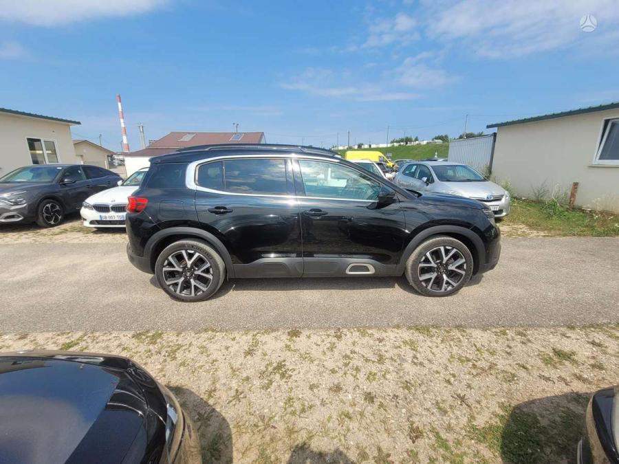 Melns Citroen C5 Aircross 2019 Viļņa, ar dzinēja tilpumu 1.50 L un nobraukumu 213 tūkst. km par 8650 €, foto 6 vietnē AUTOMOTO.COM.LV