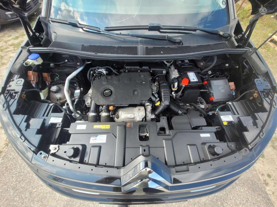 Melns Citroen C5 Aircross 2019 Viļņa, ar dzinēja tilpumu 1.50 L un nobraukumu 213 tūkst. km par 8650 €, foto 13 vietnē AUTOMOTO.COM.LV