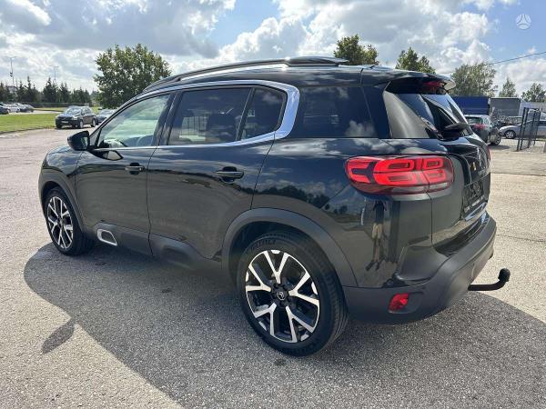 Black Citroen C5 Aircross 2019 in Marijampole, with an engine capacity of 1.50 L and mileage of 152 thousand km for 11950 €, photo 8 on AUTOMOTO.COM.LV