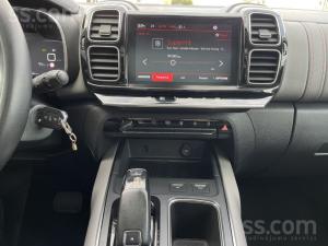 Черный Ситроен C5 Aircross 2019 в Талси, объемом двигателя 1.60 л и пробегом 118 тыс. км за 13500 €, фото 17 на AUTOMOTO.COM.LV