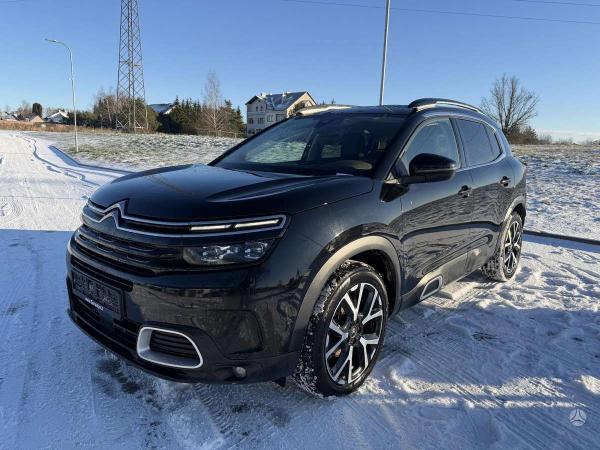 Melns Citroen C5 Aircross 2020 Kauņa, ar dzinēja tilpumu 1.60 L un nobraukumu 166 tūkst. km par 15200 €, foto 1 vietnē AUTOMOTO.COM.LV
