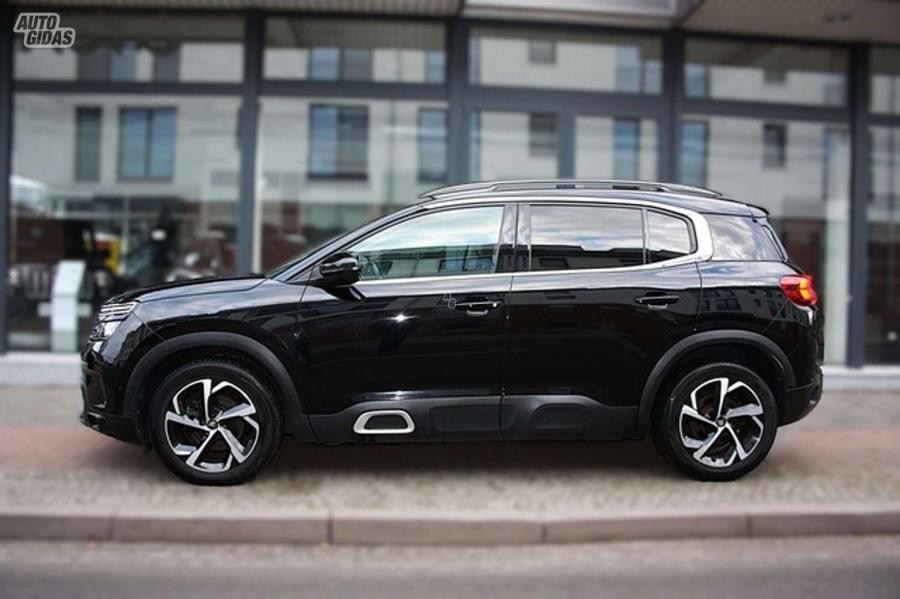 Black Citroen C5 Aircross 2020 in Kaunas, with an engine capacity of 2.00 L and mileage of 71 thousand km for 22369 €, photo 6 on AUTOMOTO.COM.LV