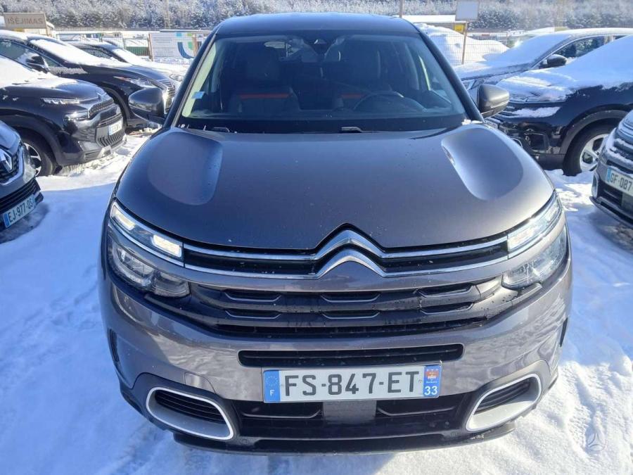 Black Citroen C5 Aircross 2020 in Vilnius, with an engine capacity of 1.50 L and mileage of 158 thousand km for 10700 €, photo 1 on AUTOMOTO.COM.LV