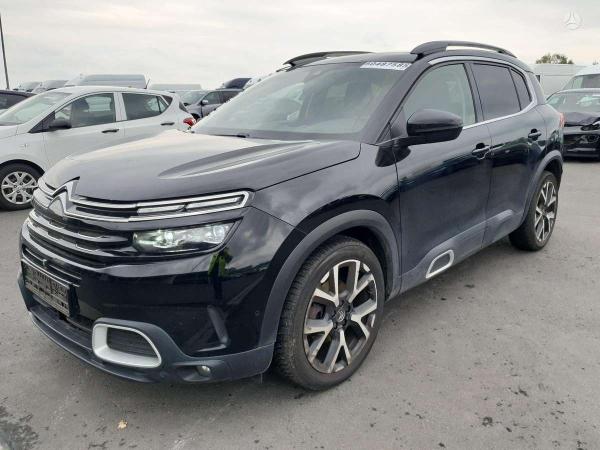 Черный Ситроен C5 Aircross 2020 в Вильнюс, объемом двигателя 2.00 л и пробегом 165 тыс. км за 5000 €, фото 2 на AUTOMOTO.COM.LV