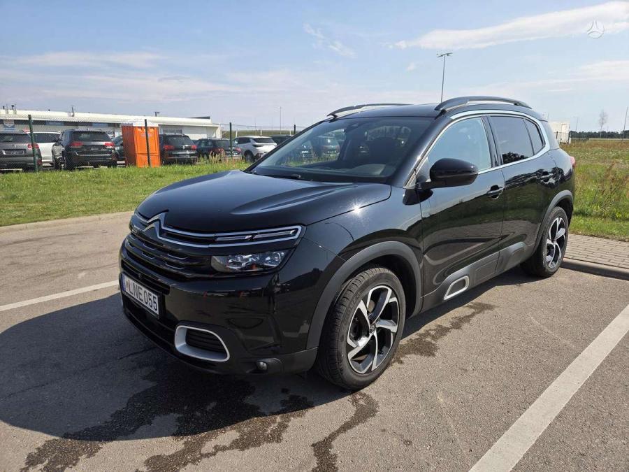 Черный Ситроен C5 Aircross 2020 в Мариямполе, объемом двигателя 1.50 л и пробегом 105 тыс. км за 14000 €, фото 1 на AUTOMOTO.COM.LV