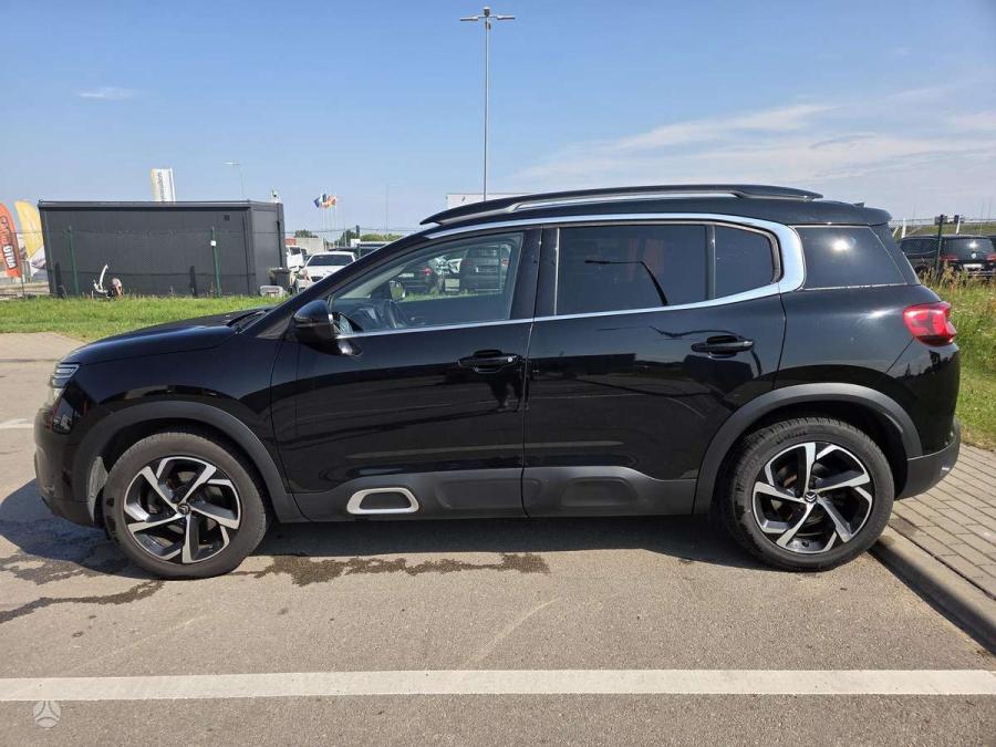 Черный Ситроен C5 Aircross 2020 в Мариямполе, объемом двигателя 1.50 л и пробегом 105 тыс. км за 14000 €, фото 3 на AUTOMOTO.COM.LV