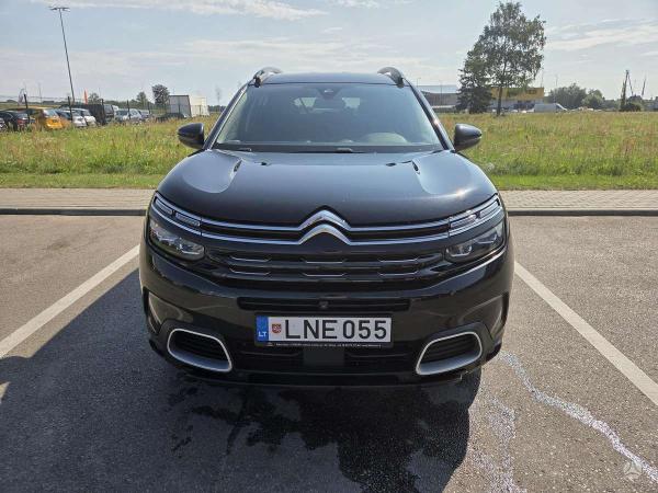 Black Citroen C5 Aircross 2020 in Marijampole, with an engine capacity of 1.50 L and mileage of 105 thousand km for 14000 €, photo 8 on AUTOMOTO.COM.LV