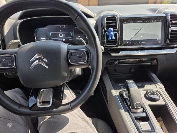 Black Citroen C5 Aircross 2020 in Marijampole, with an engine capacity of 1.50 L and mileage of 105 thousand km for 14000 €, photo 10 on AUTOMOTO.COM.LV