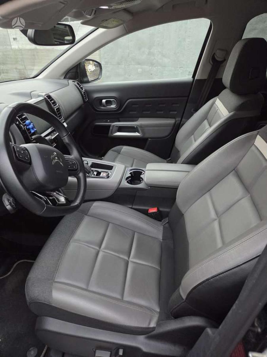 Черный Ситроен C5 Aircross 2020 в Мариямполе, объемом двигателя 1.50 л и пробегом 105 тыс. км за 14000 €, фото 13 на AUTOMOTO.COM.LV