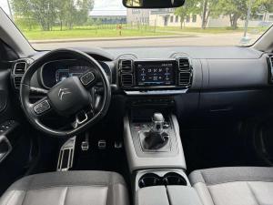 Черный Ситроен C5 Aircross 2020 в Таураге, объемом двигателя 1.50 л и пробегом 193 тыс. км за 10527 €, фото 13 на AUTOMOTO.COM.LV