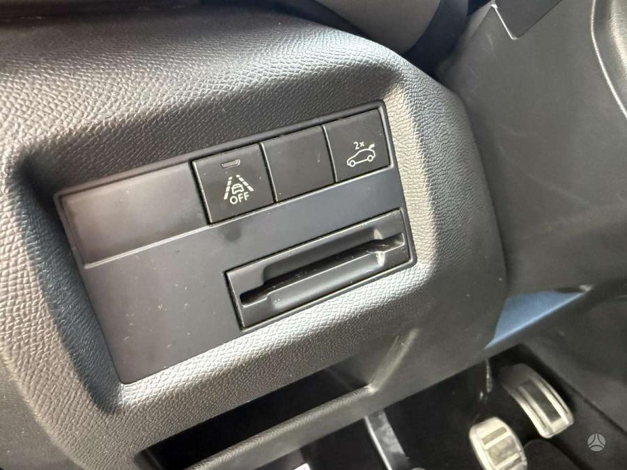 Черный Ситроен C5 Aircross 2020 в Таураге, объемом двигателя 1.50 л и пробегом 193 тыс. км за 10527 €, фото 21 на AUTOMOTO.COM.LV