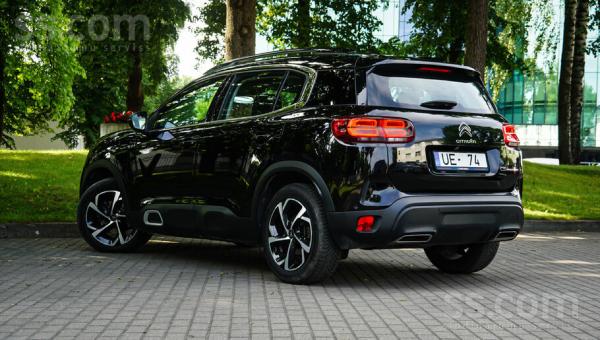 Черный Ситроен C5 Aircross 2020 в Рига, объемом двигателя 1.20 л и пробегом 207 тыс. км за 13450 €, фото 8 на AUTOMOTO.COM.LV