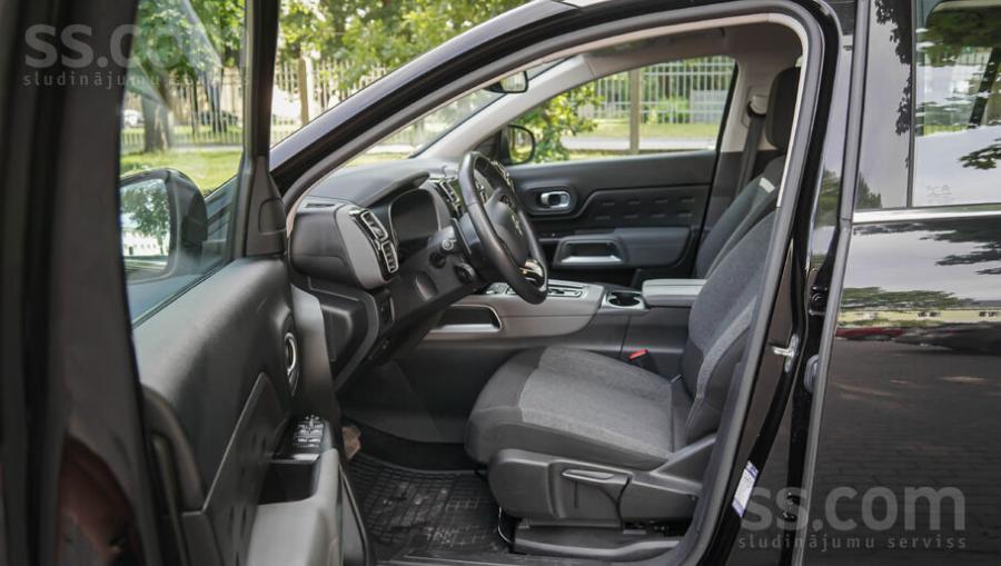 Черный Ситроен C5 Aircross 2020 в Рига, объемом двигателя 1.20 л и пробегом 207 тыс. км за 13450 €, фото 10 на AUTOMOTO.COM.LV