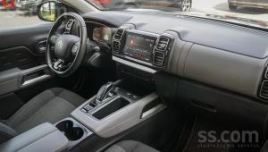 Черный Ситроен C5 Aircross 2020 в Рига, объемом двигателя 1.20 л и пробегом 207 тыс. км за 13450 €, фото 15 на AUTOMOTO.COM.LV