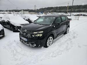 Black Citroen C5 Aircross 2021 in Vilnius, with an engine capacity of 1.50 L and mileage of 193 thousand km for 12463 €, photo 3 on AUTOMOTO.COM.LV