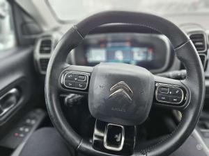 Black Citroen C5 Aircross 2021 in Vilnius, with an engine capacity of 1.50 L and mileage of 193 thousand km for 12463 €, photo 10 on AUTOMOTO.COM.LV