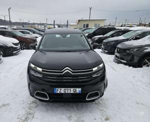 Black Citroen C5 Aircross 2021 in Vilnius, with an engine capacity of 0.00 L and mileage of 153 thousand km for 12947 €, photo 2 on AUTOMOTO.COM.LV
