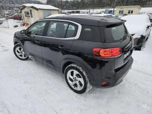 Black Citroen C5 Aircross 2021 in Vilnius, with an engine capacity of 0.00 L and mileage of 153 thousand km for 12947 €, photo 7 on AUTOMOTO.COM.LV