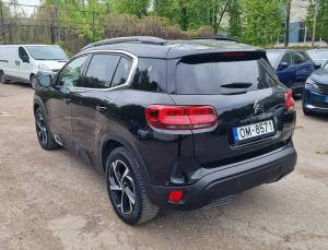Black Citroen C5 Aircross 2021 in Jelgava, with an engine capacity of 1.20 L and mileage of 158 thousand km for 13490 €, photo 8 on AUTOMOTO.COM.LV