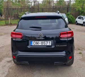 Black Citroen C5 Aircross 2021 in Jelgava, with an engine capacity of 1.20 L and mileage of 158 thousand km for 13490 €, photo 10 on AUTOMOTO.COM.LV