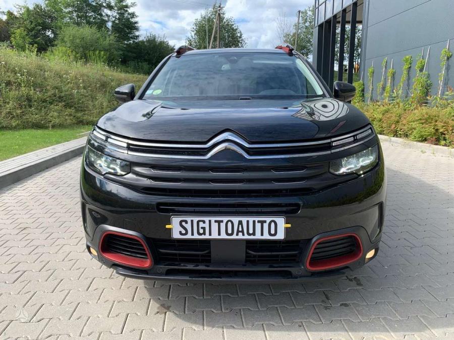 Черный Ситроен C5 Aircross 2021 в Вильнюс, объемом двигателя 1.50 л и пробегом 130 тыс. км за 12600 €, фото 3 на AUTOMOTO.COM.LV