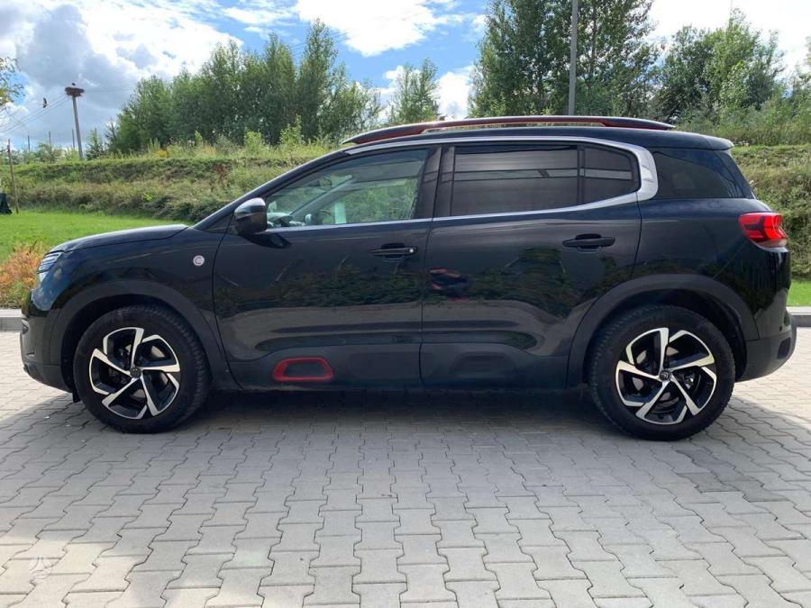 Черный Ситроен C5 Aircross 2021 в Вильнюс, объемом двигателя 1.50 л и пробегом 130 тыс. км за 12600 €, фото 9 на AUTOMOTO.COM.LV