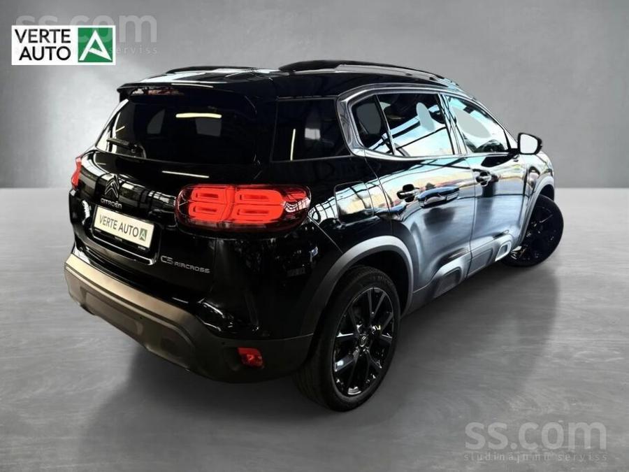 Black Citroen C5 Aircross 2021 in Riga, with an engine capacity of 1.50 L and mileage of 104 thousand km for 17990 €, photo 5 on AUTOMOTO.COM.LV