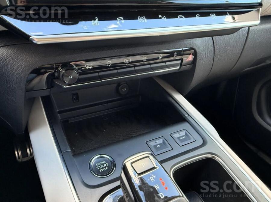 Black Citroen C5 Aircross 2021 in Riga, with an engine capacity of 1.50 L and mileage of 104 thousand km for 17990 €, photo 13 on AUTOMOTO.COM.LV