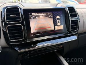 Black Citroen C5 Aircross 2021 in Riga, with an engine capacity of 1.50 L and mileage of 104 thousand km for 17990 €, photo 17 on AUTOMOTO.COM.LV