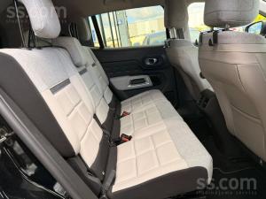 Black Citroen C5 Aircross 2021 in Riga, with an engine capacity of 1.50 L and mileage of 104 thousand km for 17990 €, photo 24 on AUTOMOTO.COM.LV