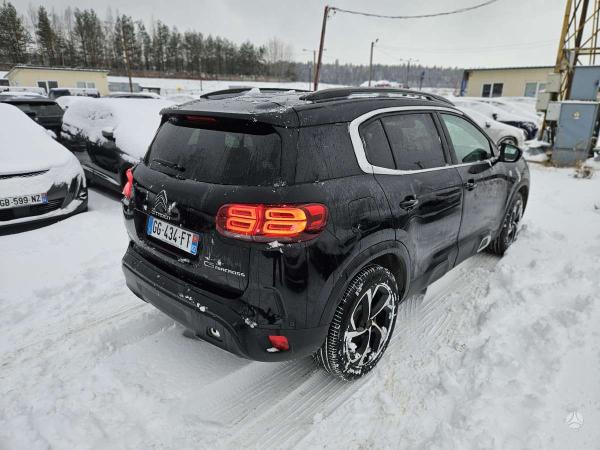 Melns Citroen C5 Aircross 2022 Viļņa, ar dzinēja tilpumu 1.50 L un nobraukumu 191 tūkst. km par 14399 €, foto 4 vietnē AUTOMOTO.COM.LV