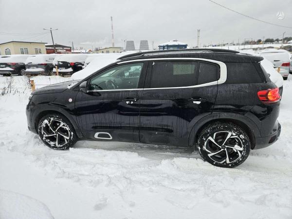 Melns Citroen C5 Aircross 2022 Viļņa, ar dzinēja tilpumu 1.50 L un nobraukumu 191 tūkst. km par 14399 €, foto 7 vietnē AUTOMOTO.COM.LV