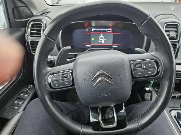 Melns Citroen C5 Aircross 2022 Viļņa, ar dzinēja tilpumu 1.20 L un nobraukumu 183 tūkst. km par 12705 €, foto 10 vietnē AUTOMOTO.COM.LV