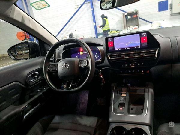 Черный Ситроен C5 Aircross 2022 в Каунас, объемом двигателя 1.50 л и пробегом 144 тыс. км за 15972 €, фото 5 на AUTOMOTO.COM.LV