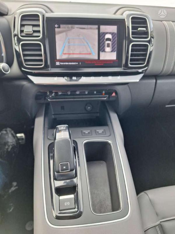 Black Citroen C5 Aircross 2022 in Taurage, with an engine capacity of 1.50 L and mileage of 241 thousand km for 12200 €, photo 11 on AUTOMOTO.COM.LV