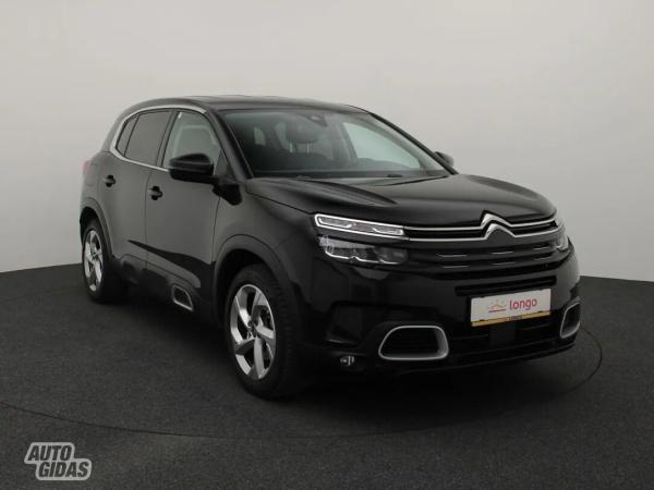 Black Citroen C5 Aircross 2022 in Vilnius, with an engine capacity of 1.20 L and mileage of 155 thousand km for 14299 €, photo 10 on AUTOMOTO.COM.LV