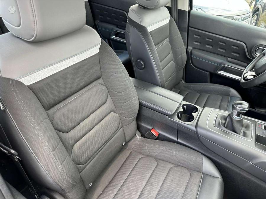 Melns Citroen C5 Aircross 2022 Viļņa, ar dzinēja tilpumu 1.20 L un nobraukumu 136 tūkst. km par 13500 €, foto 21 vietnē AUTOMOTO.COM.LV